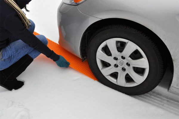 Portable Tow Truck Emergency Tire Traction Device